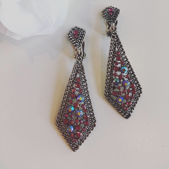 Vintage | Jewelry | Vintage Pink Rhinestone Clipons | Poshmark